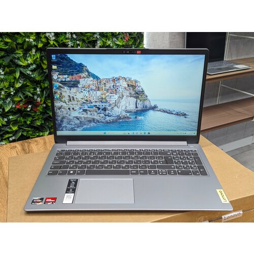 Ноутбук Lenovo Ideapad 1 15AMN7/AMD Ryzen 3-7320U/8Gb/256Gb SSD. M2/15.6" FullHD/Windows 11