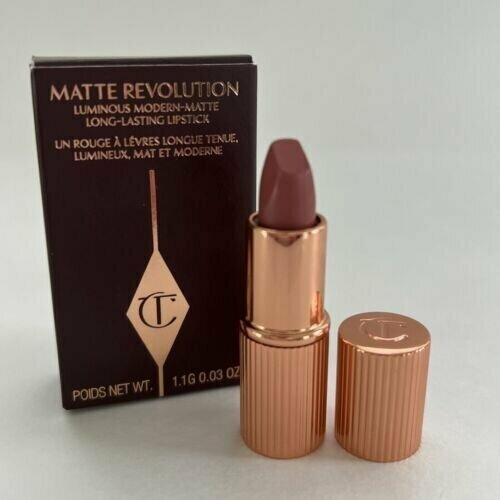 Mini Charlotte Tilbury Матовая помада для губ Matte Revolution Pillow Talk 1,1g