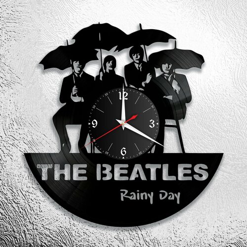 Настенные часы из виниловой пластинки с группой The Beatles