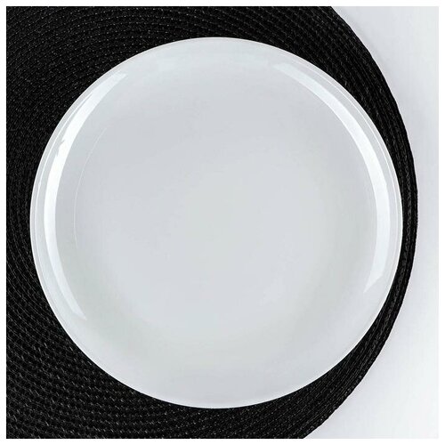 Wilmax England Тарелка фарфоровая обеденная с утолщённым краем Wilmax Olivia Pro, d=23 см, цвет белый