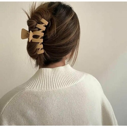 Крабик для волос дизайнерский, женская заколка-краб матовая 11 см, светло-коричневый