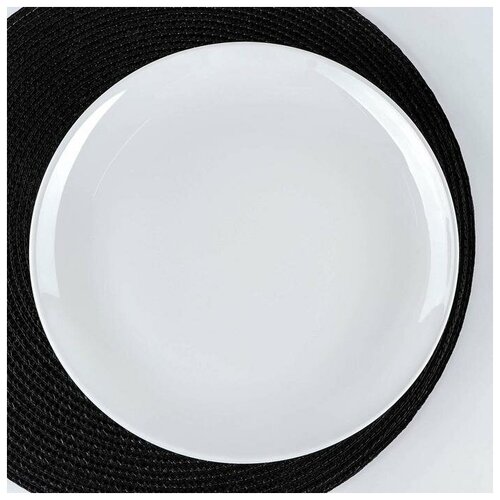 Тарелка фарфоровая обеденная Olivia Pro, d=25,5 см, с утолщённым краем, цвет белый