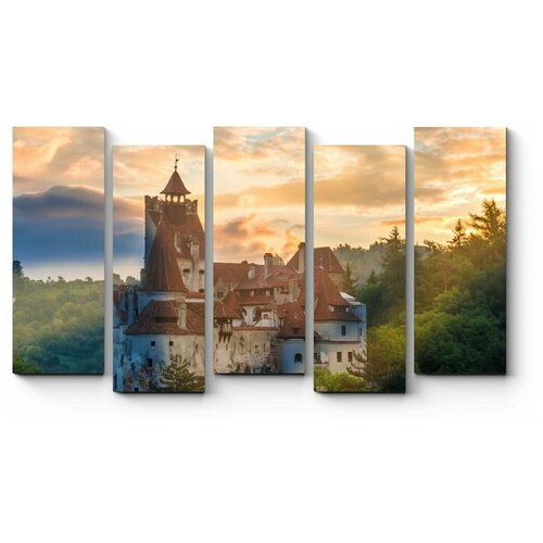 Модульная картина Средневековый замок Дракулы Бран в свете заката130x75