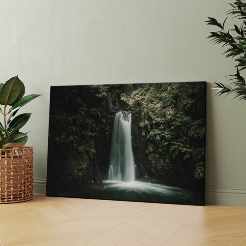 Картина на холсте (Вода водопад, лес природа пейзаж) 50x70 см. Интерьерная, на стену.