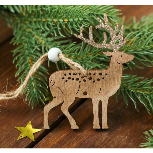 Новогодняя подвеска-игрушка на елку "Золотой олень" из дерева, цвет натуральный, праздничный декор