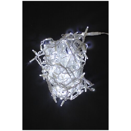 Гирлянда Айсикл-лайт (бахрома) 5x0.7 м, 31V, шнур белого цвета, 250 диодов, 200 диодов холодных белых, постоянного свечения