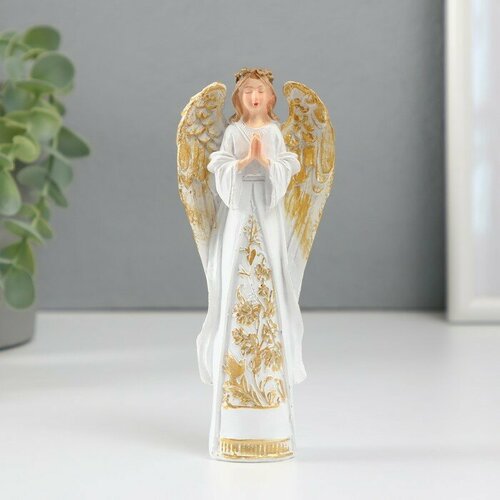 Сувенир полистоун "Девушка-ангел с золотым венком" белый 2,7х6,5х14,7 см (комплект из 3 шт)