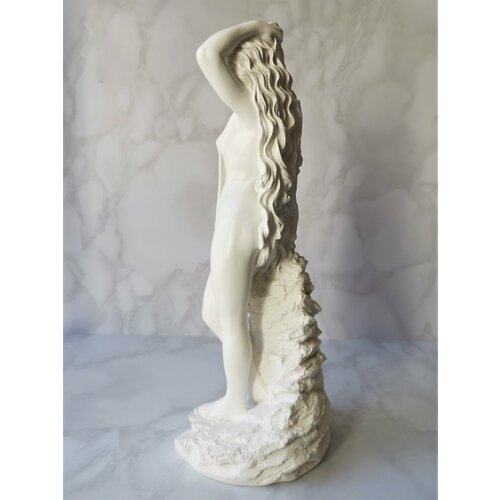 Статуэтка Афродита - богиня красоты. Высота 28см. Гипс. Цвет белый