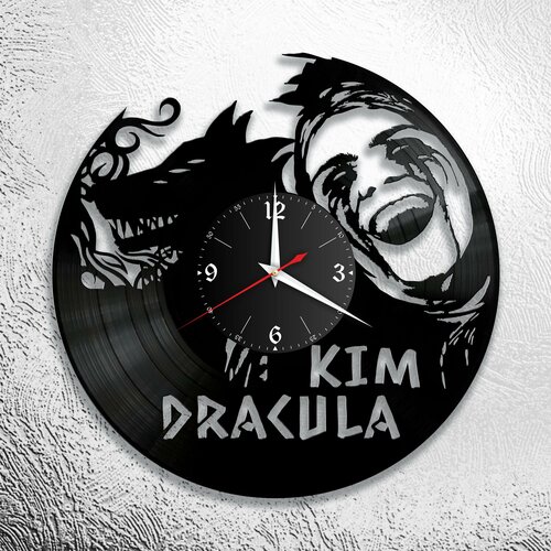 Настенные часы из виниловой пластинки с Кимом Дракула/Kim Dracula