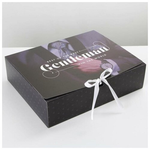 Коробка складная подарочная «Джентельмен», 31 × 24,5 × 9 см