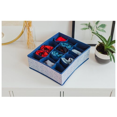 Органайзер для белья Доляна "Волна", 18 ячеек, 35x30x12 см, цвет синий./В упаковке шт: 1