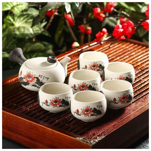 Набор для чайной церемонии керамический «Нежный цветок», 7 предметов: чайник 180 мл, 6 чашек 70 мл