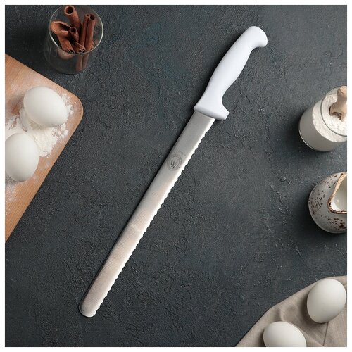 Нож для бисквита, крупные зубчики, ручка пластик, рабочая поверхность 30 см (12"), толщина лезвия 1,8 мм