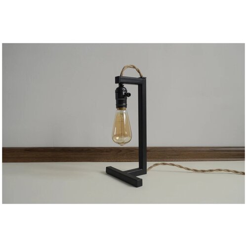 Декоративная настольная лампа ручной работы из металла - настольная лампа из профильной трубы - Лофт
