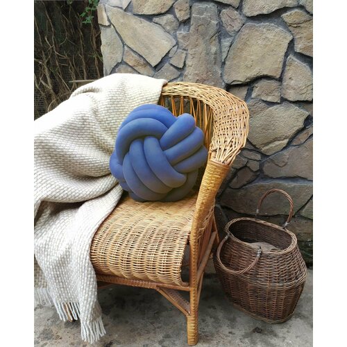 Декоративная подушка-узел 45х45 см. Современный интерьерный декор. Мягкая напольная подушка в форме шара синего цвета(0257)