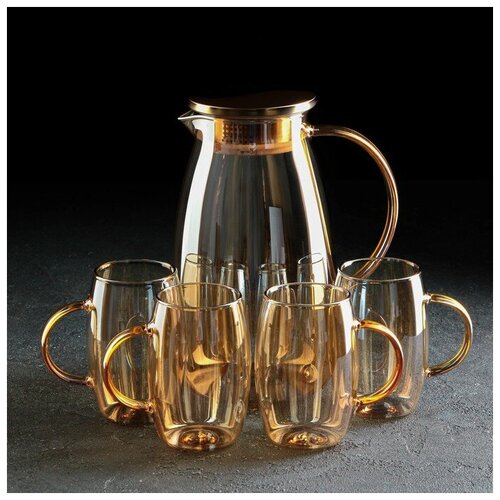 Набор питьевой из стекла Magistro «Голден», 5 предметов: кувшин 1,8 л, 4 кружки 300 мл, цвет золотой