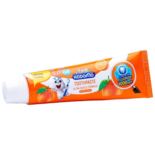 Зубная паста KODOMO Апельсин 0.5 +, 65 г, оранжевый