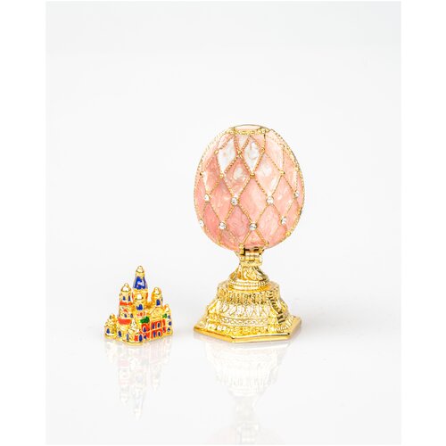 Шкатулка Яйцо в стиле Фаберже с фигуркой "Собор" 6,5 см Розовая / Золотистая