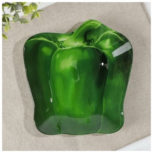 Блюдо стеклянное сервировочное Доляна «Перчик», 16×15 см, цвет зелёный