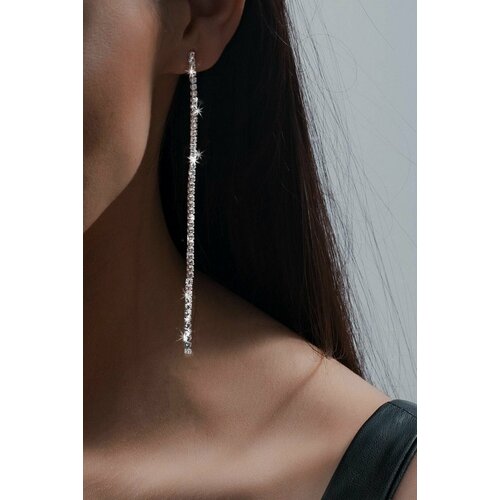 Серьги , стекло, искусственный камень, белый