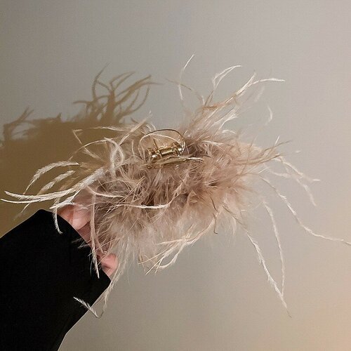 Женская заколка-краб для волос из страусиных перьев