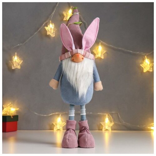 Кукла интерьерная 'Дед Мороз в розово-голубом наряде, в колпаке с ушками' 48х10х13 см