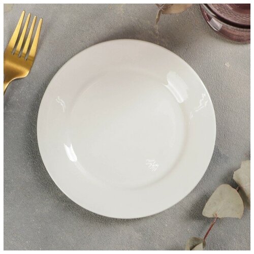 Тарелка фарфоровая пирожковая с утолщённым краем White Label, d=15 см, цвет белый