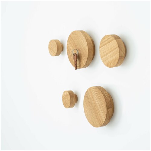 5 шт. Крючки-вешклки из дерева разных размеров. Ключница магнитная и деревянный крючок настенный в прихожую, гардеробную, дачу.