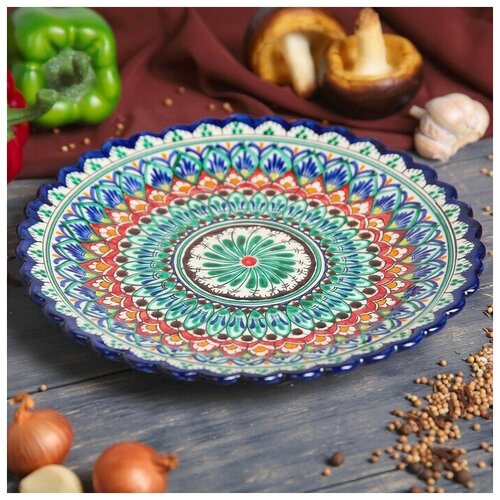 Тарелка Риштанская Керамика "Цветы", синяя, рельефная, 25 см, тарелка для подачи блюд