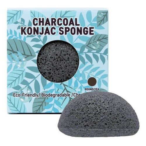 Очищающий спонж конняку с древесным углем Charcoal Konjac Sponge