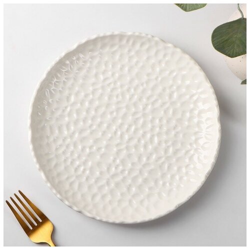 --- Тарелка керамическая десертная «Воздушность», d=20,5 см, цвет белый