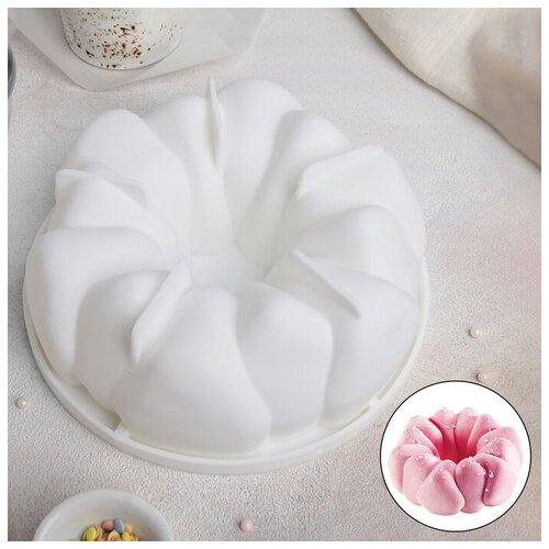 Форма для муссовых десертов и выпечки Доляна «Гранатовый браслет», 19,5×19,5×6,9 см, силикон, цвет белый