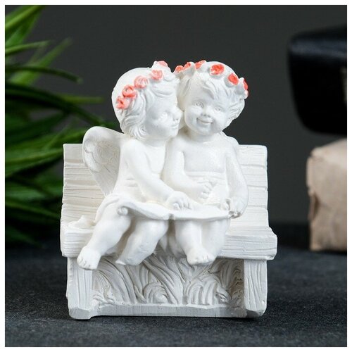 Хорошие сувениры Фигура "Ангел на скамейке" перламутр, 8х7х5см
