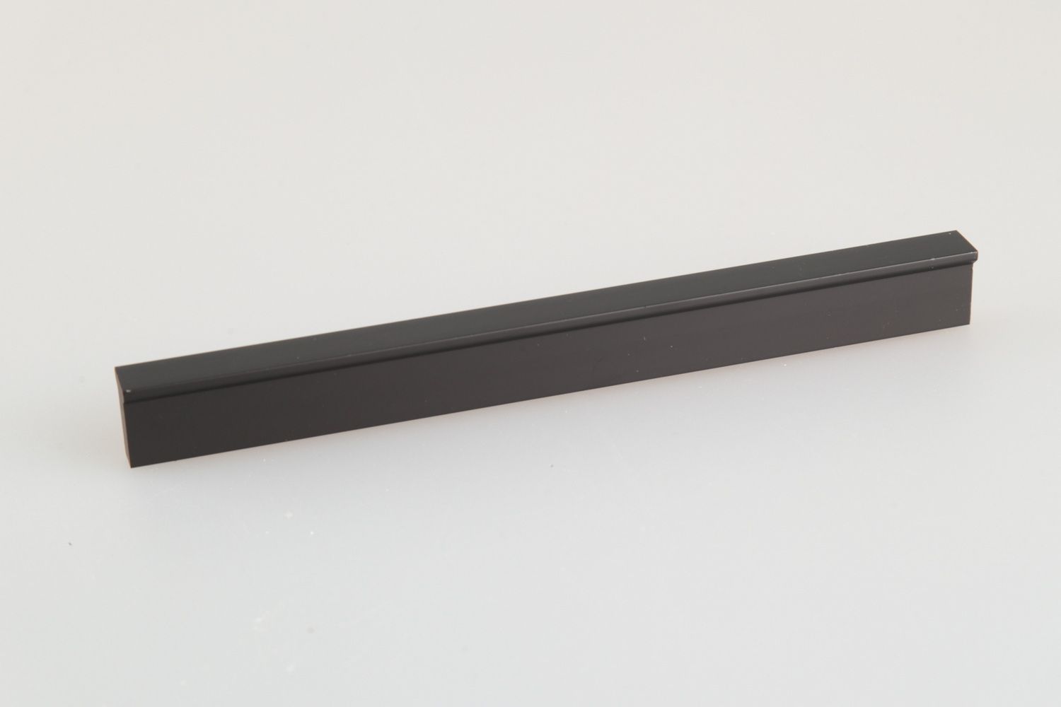 Ручка мебельная скоба 128 мм, RS.1011.A.128.BK , черный