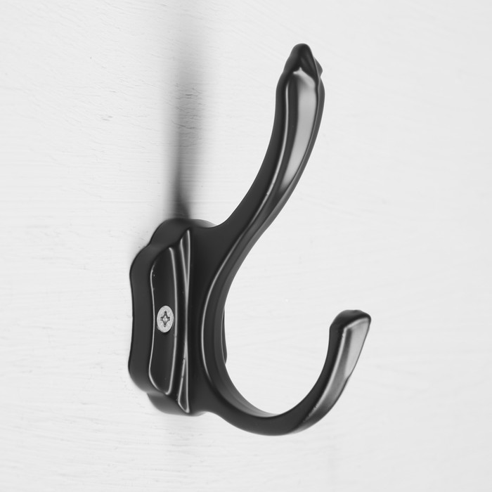 Крючок мебельный KMC002BL CAPPIO, двухрожковый, цвет черный