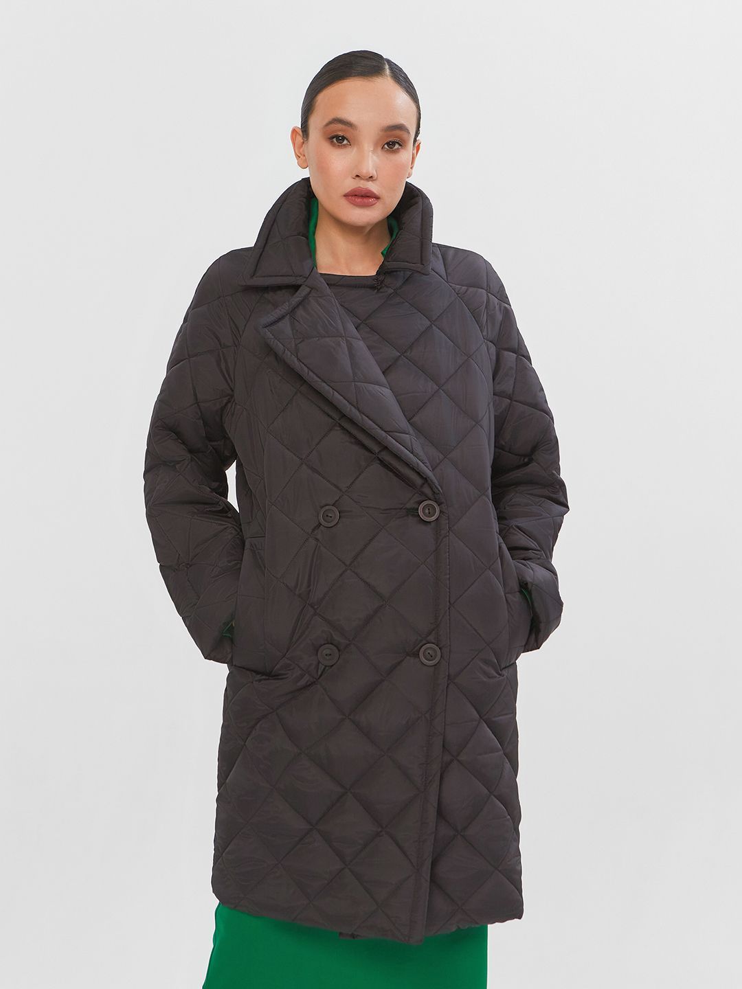 Пальто женское Lo 1232001 черное 52 RU