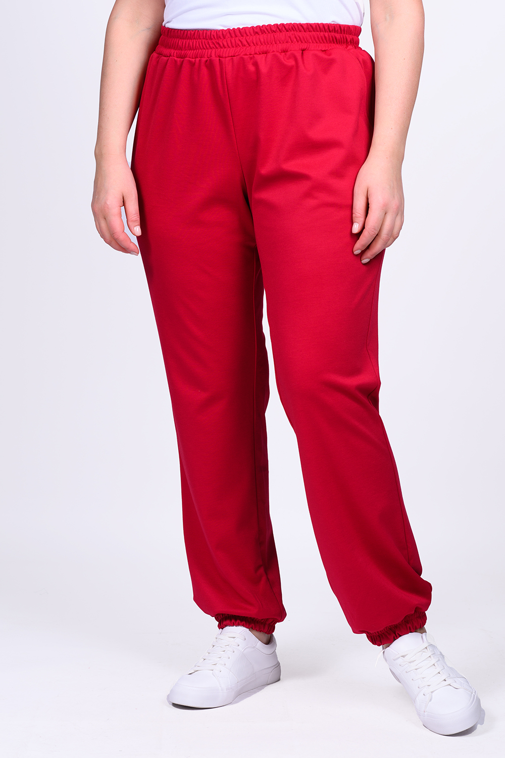 Спортивные брюки женские SVESTA P463 красные 60 RU