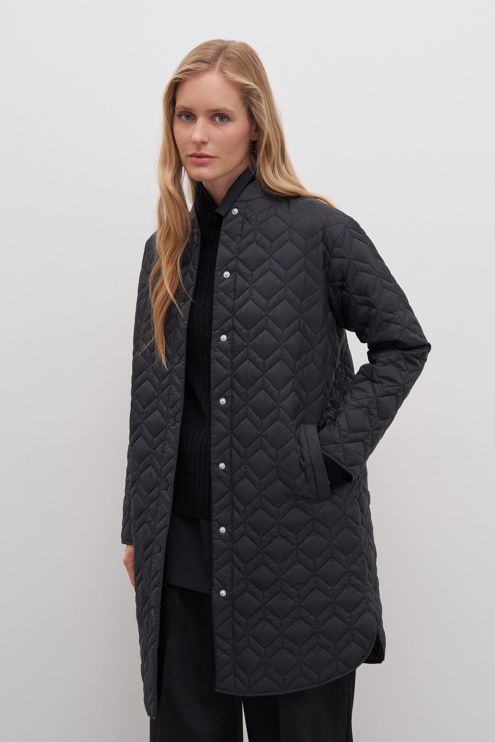 Пальто женское Finn Flare FAC12037 черное XL