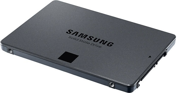 SSD накопитель Samsung 870 QVO 2.5" 4 ТБ (MZ-77Q4T0BW)
