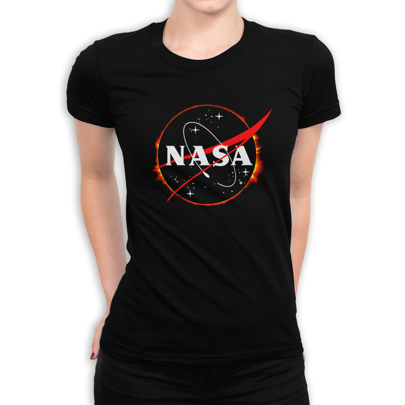 Футболка женская Dream Shirts NASA черная XS
