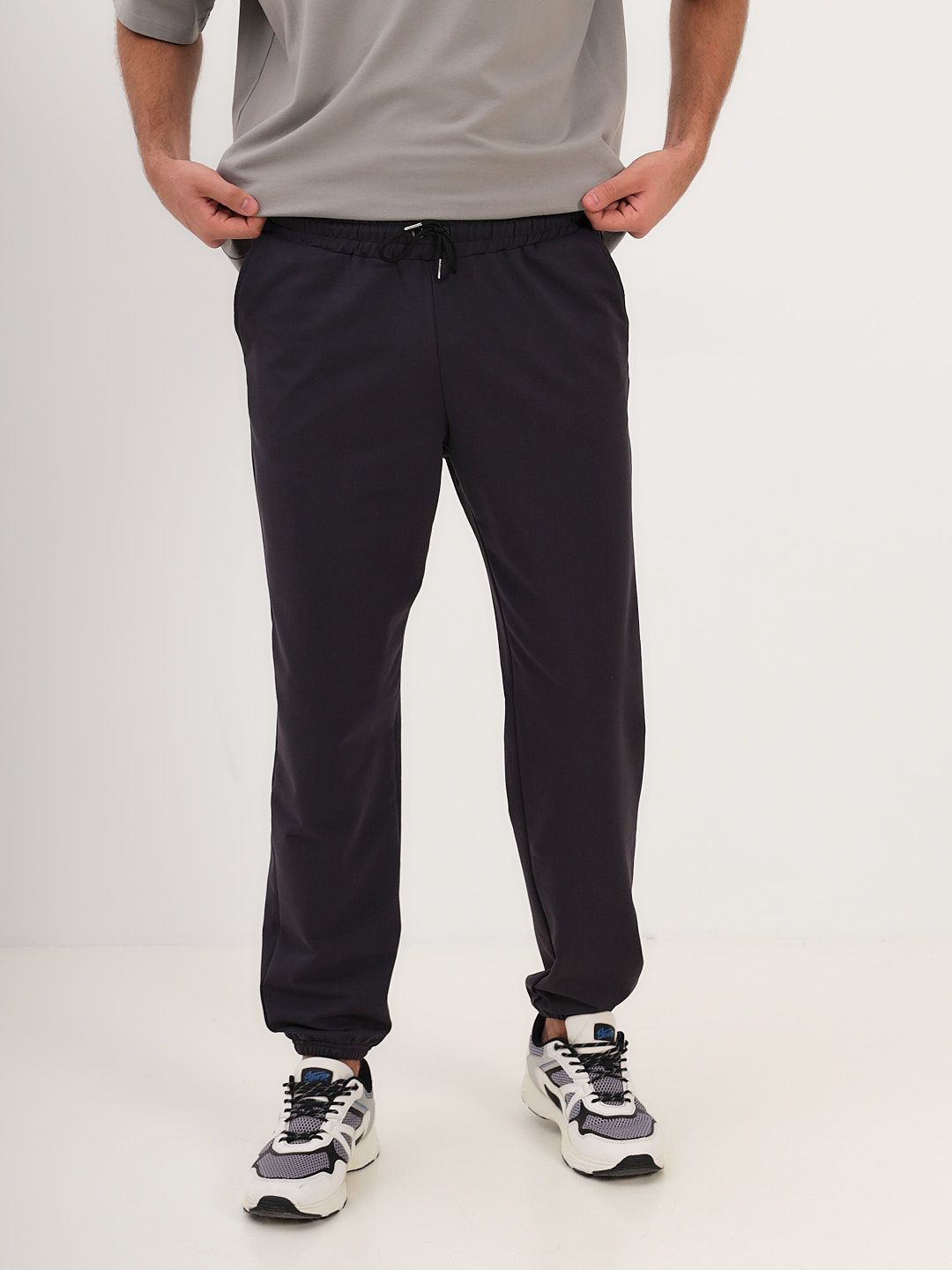 Спортивные брюки мужские MOM №1 MOM-88-3170 серые 44