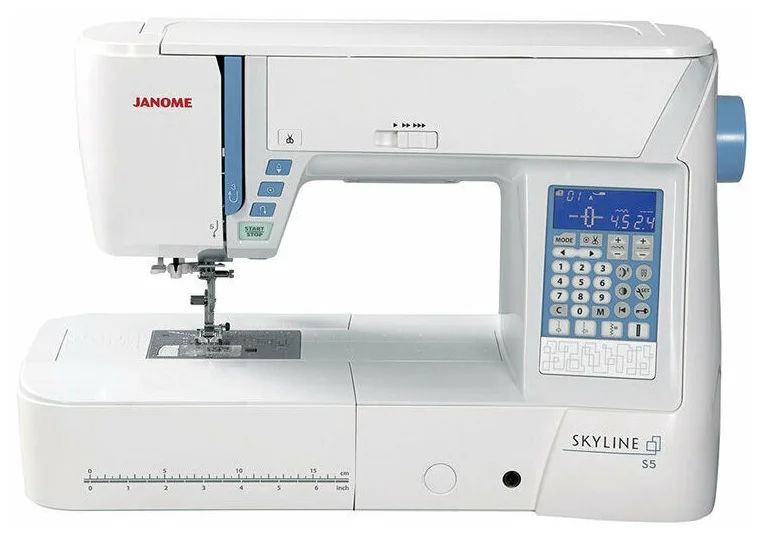 Швейная машина Janome Skyline S5 белый, голубой