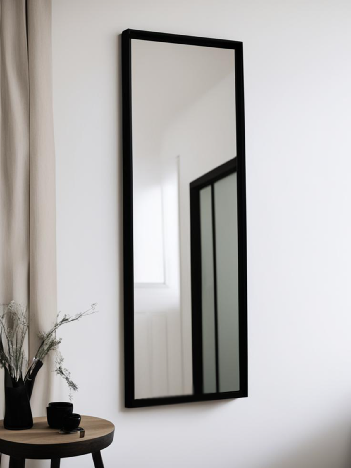 Зеркало настенное в полный рост Slavio Maluchini 120х60 в тонкой черной алюминиевой раме